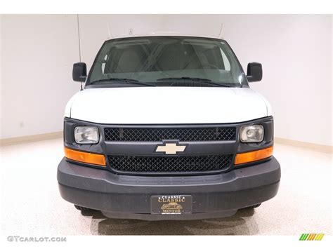 2015 Summit White Chevrolet Express 2500 Cargo WT 139213457 Photo 2