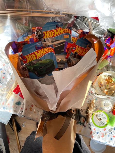 Hot Wheels Bouquet