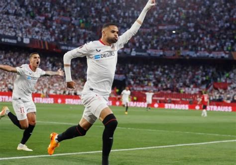 Youssef En Nesyri au FC Séville cette vidéo charmante pour célébrer