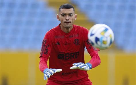Botafogo Busca Mais Informa Es Sobre O Goleiro Santos Portal