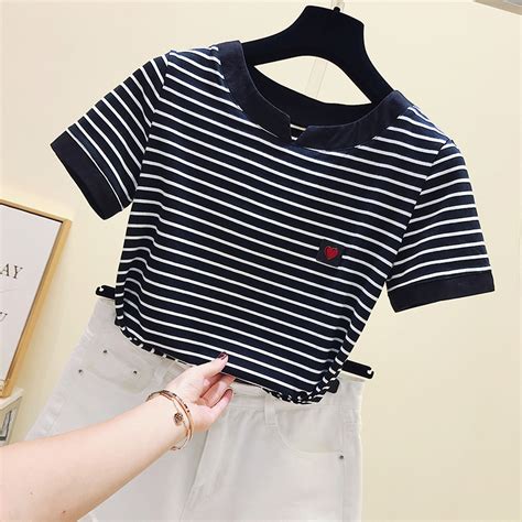 夏装2023新款上衣v领黑白条纹短袖t恤女修身百搭纯棉半袖时尚体恤 虎窝淘
