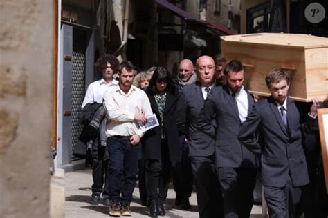 PHOTOS Sylvain Augier Sa Veuve Carol Et Les Enfants Hadrien Et Manon