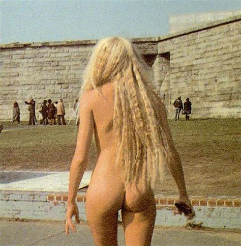 Daryl Hannah Naked TheFappening Library