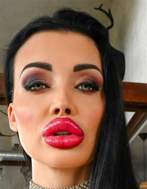 Pinterest Fuller Lips Naturally Beautiful Lips Girls Lips