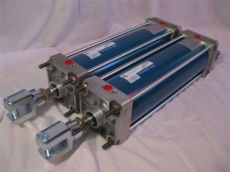 Cilindro neumático MS series AirControl Industrial S L de doble