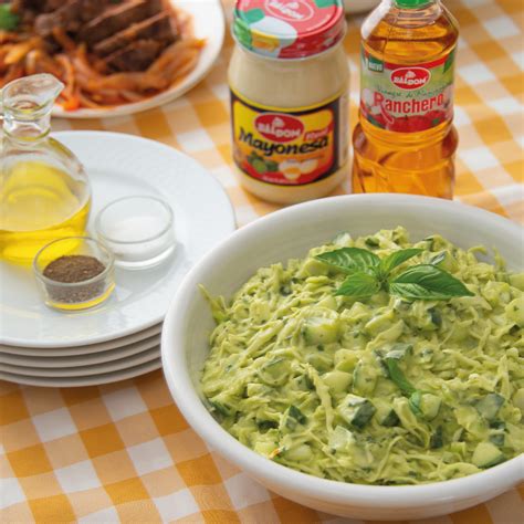 Ensalada Diosa Verde Con Aderezo De Aguacate Y Hierbas Baldom