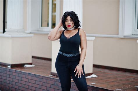 10 Fashion Tips For Curvy Women Fashion Newz Room