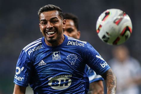 Corinthians Tenta Acerto Por Matheus Bidu Do Guarani Futebol Ge
