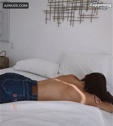 Savannah Demers Goes Topless In Sexy Instagram Photos Aznude