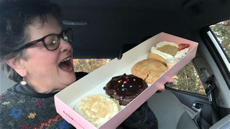 CRUMBL COOKIES REVIEW Golden Oreo Galaxy Brownie Ultimate PB Tres