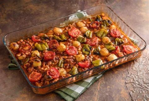 Tavuklu Tepsi Kebabı Ev Yemekleri Pratik ve Lezzetli Yemek