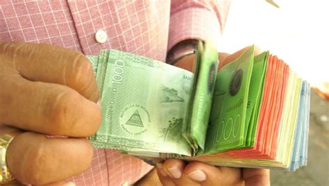 Cambistas advierten de una mayor circulación de billetes falsos en