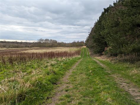 Yorks E Mids Walks Slingsby Yorkshire And East Midlands British