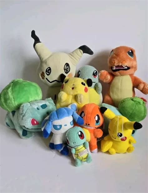 VINTAGE POKEMON PIKACHU Squirtle Bulbasaur Charmander Plush Soft Toy