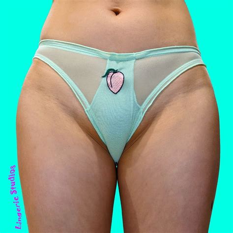 Camel Toe 8 Pics Xhamster