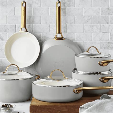 10 Best Non Toxic Pots And Pans In 2024