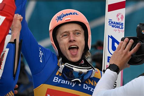 Skoki narciarskie ZAKOPANE 2023 terminarz O której godzinie skoki w
