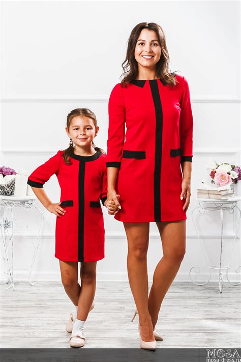 Family Look комплекты платьев для мамы и дочки Дуэт купить оптом от