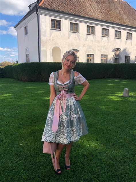 tz Wiesn Madl 2023 Kandidatin Daria 40 aus München