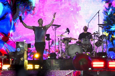 Coldplay Anuncia Adiamento De Todos Os Shows No Brasil Para 2023 Por