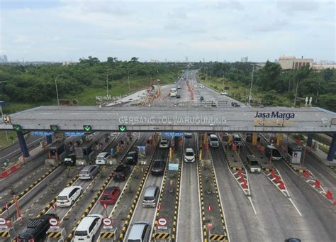 Hari H S D H 3 Natal 2022 PT Jasamarga Transjawa Tol Catat 160 Ribu