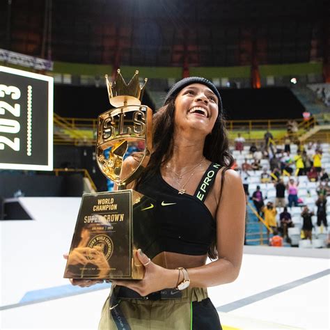emoção Rayssa Leal brilha no fim e conquista o bronze no skate