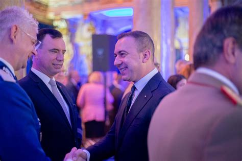 Bogdan Ivan Ministrul Digitaliz Rii Aparten A Rom Niei La Nato Este