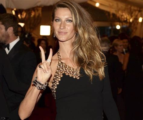 Gisele B Ndchen A Fashionista Mais Poderosa Do Mundo Em Gisele