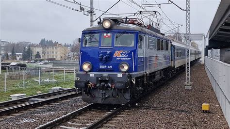 EU07 421 TLK ROZTOCZE z Bohumina do Lublina zatrzymuje się na stacji