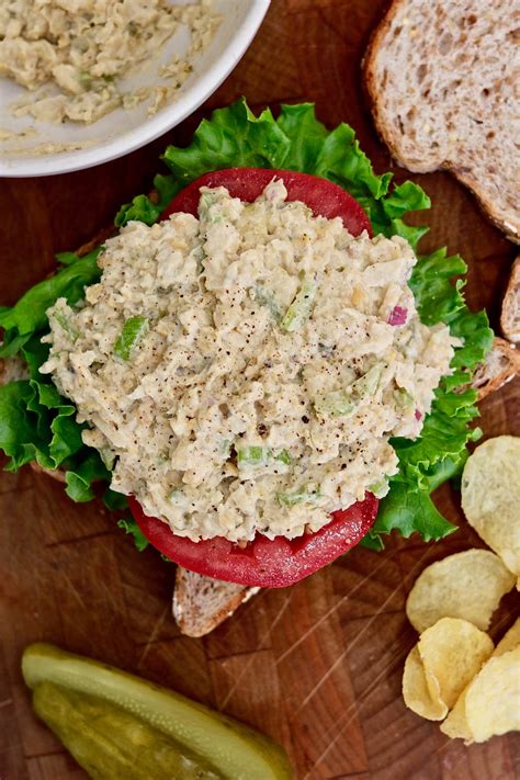 10 Minute Vegan Tuna Salad The Cheeky Chickpea