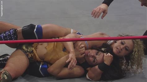 Mickie James Michelejames Nude Onlyfans Leaks The Fappening Photo