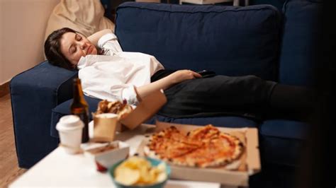 Want A Good Night S Sleep 5 Foods To Avoid Before Bed India TV