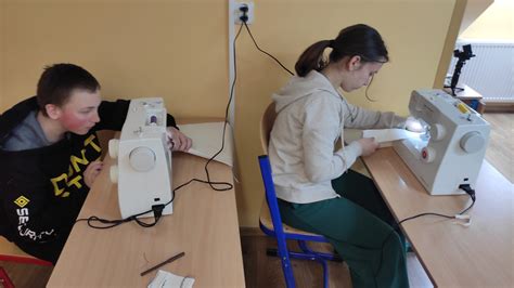 Realizacja programu Laboratoria przyszłości Zajęcia kreatywne 21