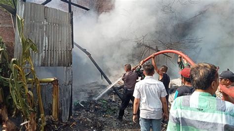 Gudang BUMDes Di Brebes Ludes Terbakar Kerugian Ditaksir Rp50 Juta