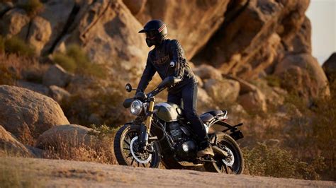 Here S Why The New Triumph Scrambler 400 X Is A Solid Entry Level Scram