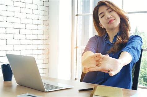 Cara Menjaga Kesehatan Mental Saat Jalani Hybrid Working