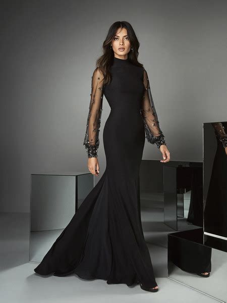 Los 89 vestidos de fiesta de Pronovias colección 2020 diseños de