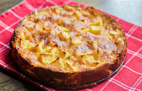 Recette rapide et facile du gâteau aux pommes sans beurre ni huile