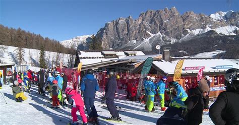 A Cortina La Stagione Parte Bene Tutto Esaurito Per Il Ponte Dell