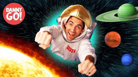 Carrera Espacial Cancion Del Planeta Danny Go Canciones De