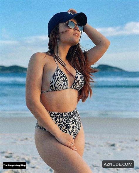Larissa Manoela Sexy Photos Collection AZNude