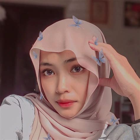 Cara Membuat Wajah Glowing Ala Korea Heather Tucker