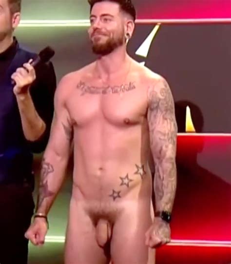 Ragazzi Completamente Nudi In Un Programma Spagnolo BitchyX