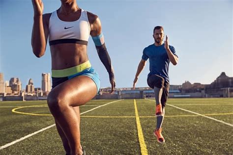Cómo nadar más rápido según los entrenadores Nike MX
