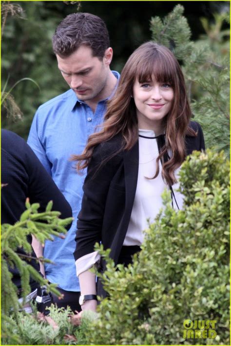 Dakota Johnson And Jamie Dornan Wear Wedding Rings On Fifty Shades