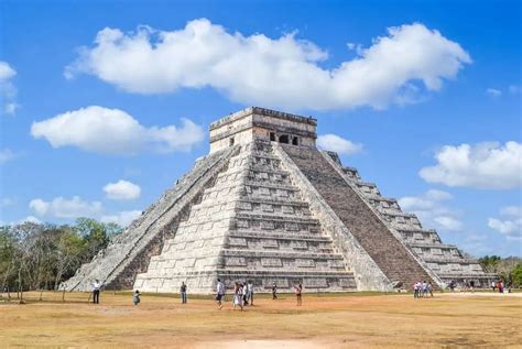 Bucket List 31 Famous Landmarks Around The World