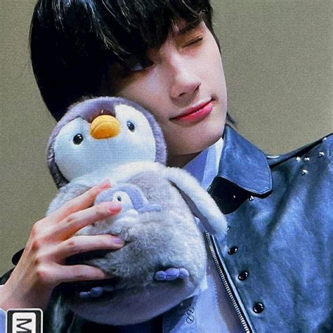 Txt Fansign Huening Kai Txt Kai Baby Penguins