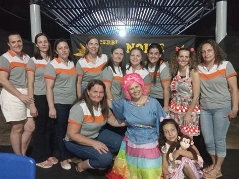 Olho Aberto Paraná Noite de Autógrafos reuniu centenas de pessoas em