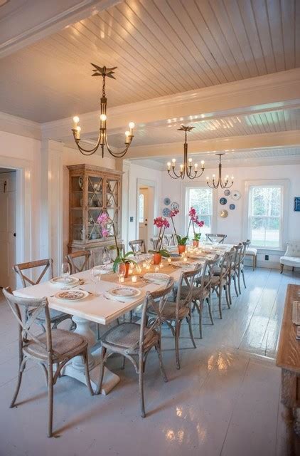 Coastal Farmhouse Dining Room Interior Design For Beginners