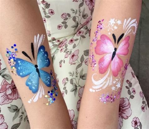 Pin on Pintura intermediária Butterfly face paint Face painting